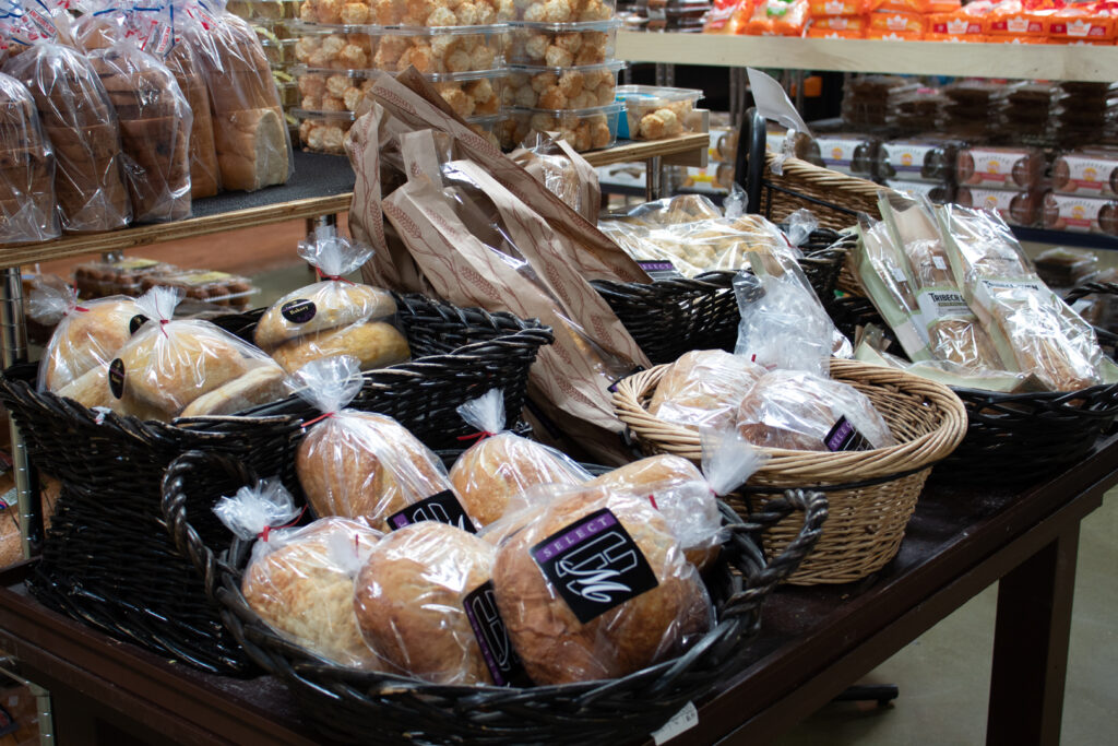 Breads & Bakery Clinton Township | Holiday Market